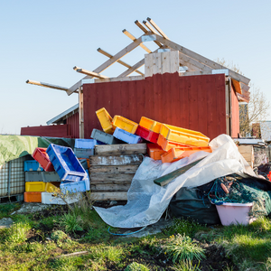 7 Reasons Why You Should Work with a Junk Removal Company - Green Army